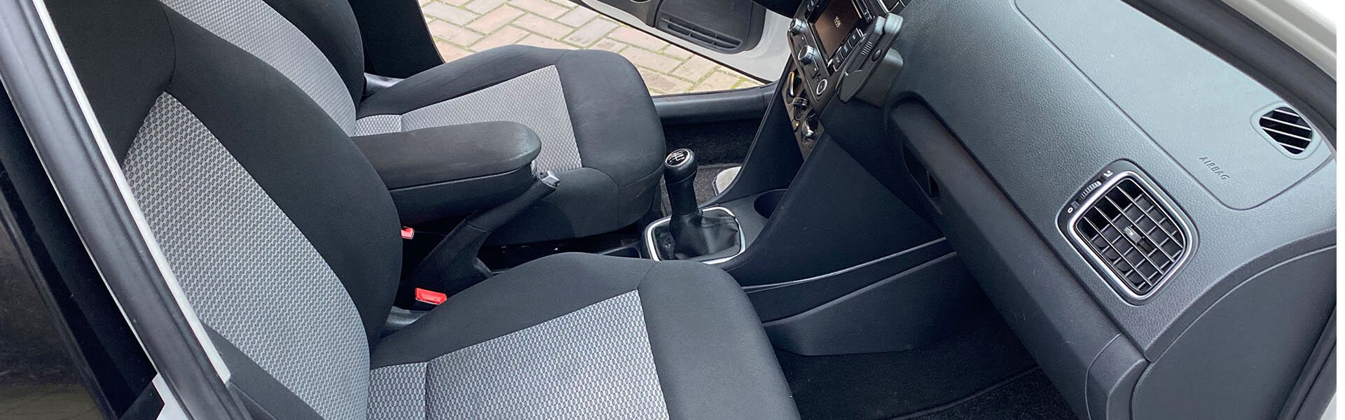 Auto schoonmaken binnenkant - 6 stappen voor een schone auto
